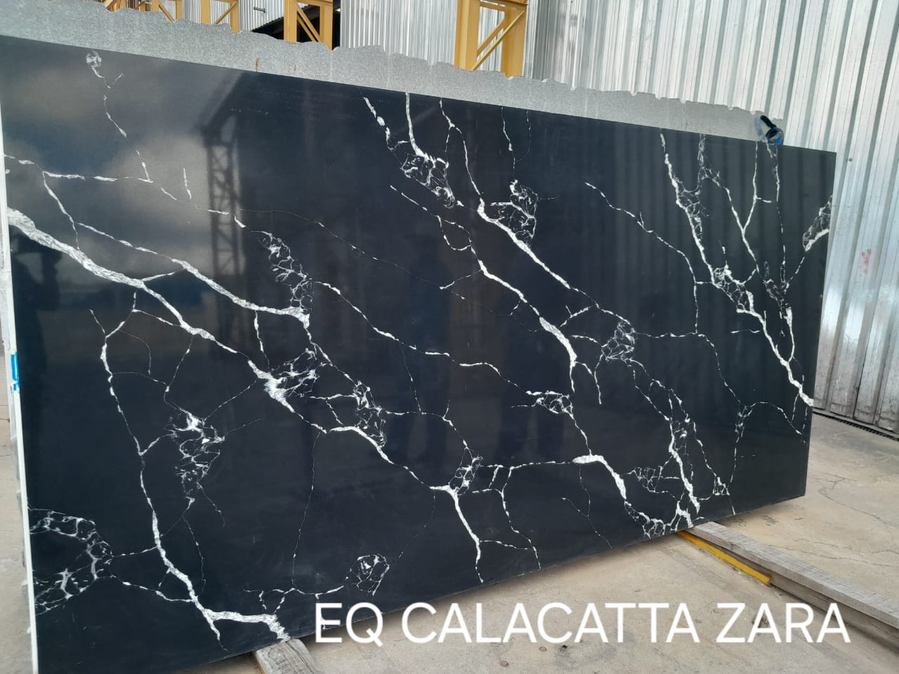 full slab eezi quartz – Stone Countertops