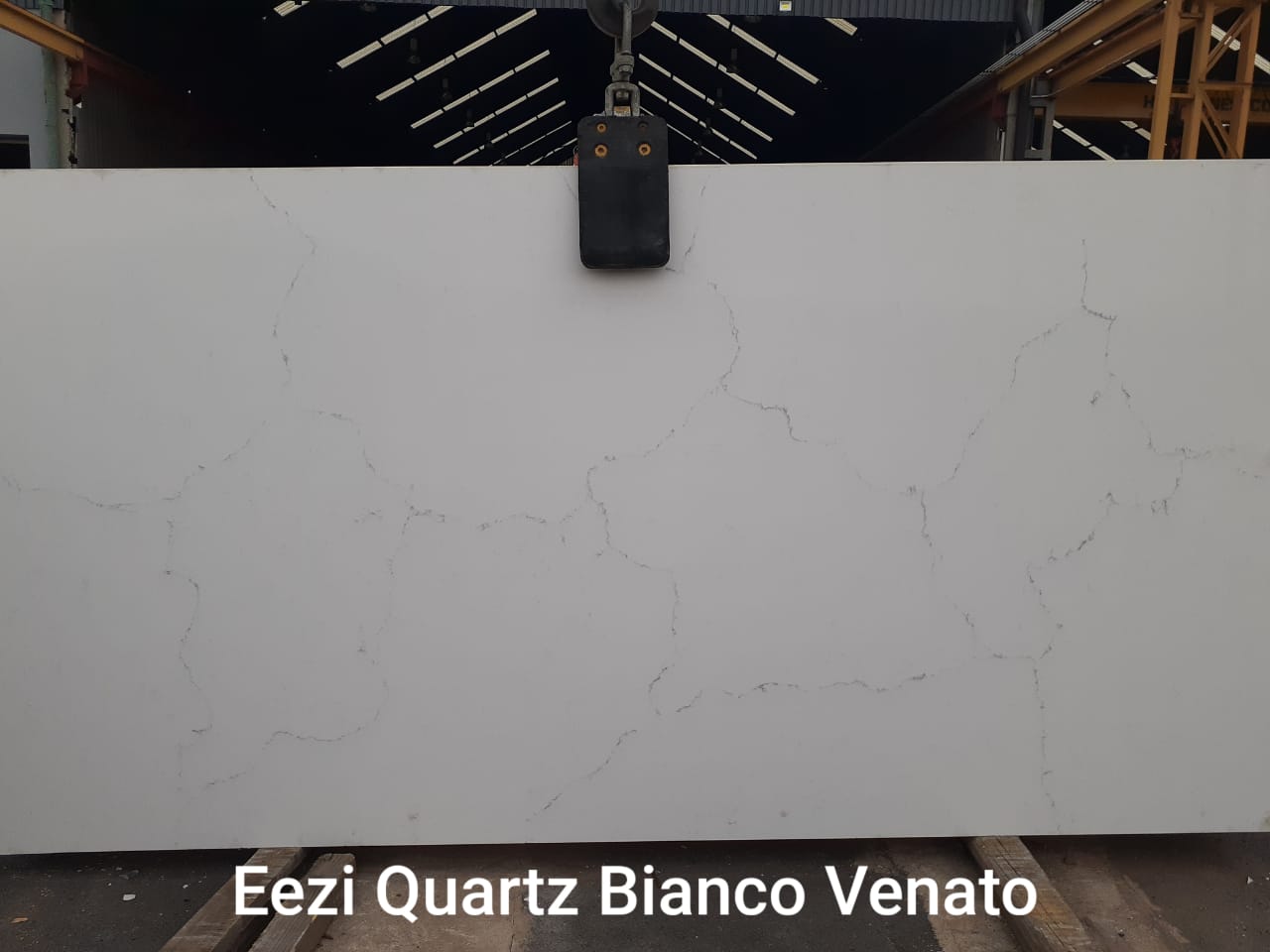 full slab eezi quartz – Stone Countertops